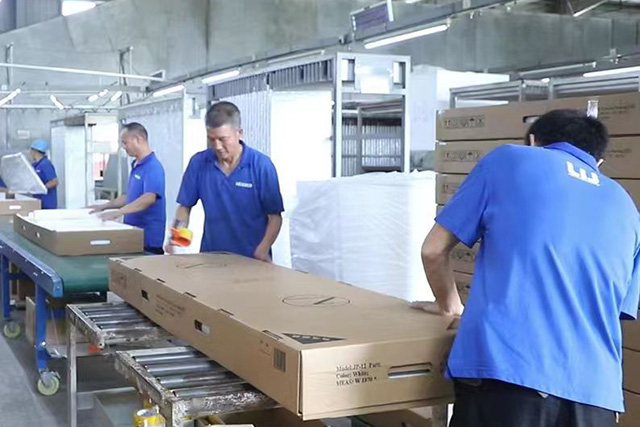 About office furniture, lockers, filing cabinet supplier-Webber Group